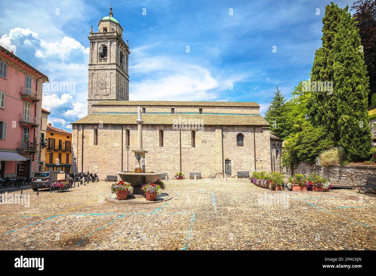 Town of Bellagio church square colorful architecture view, Como Lake ...