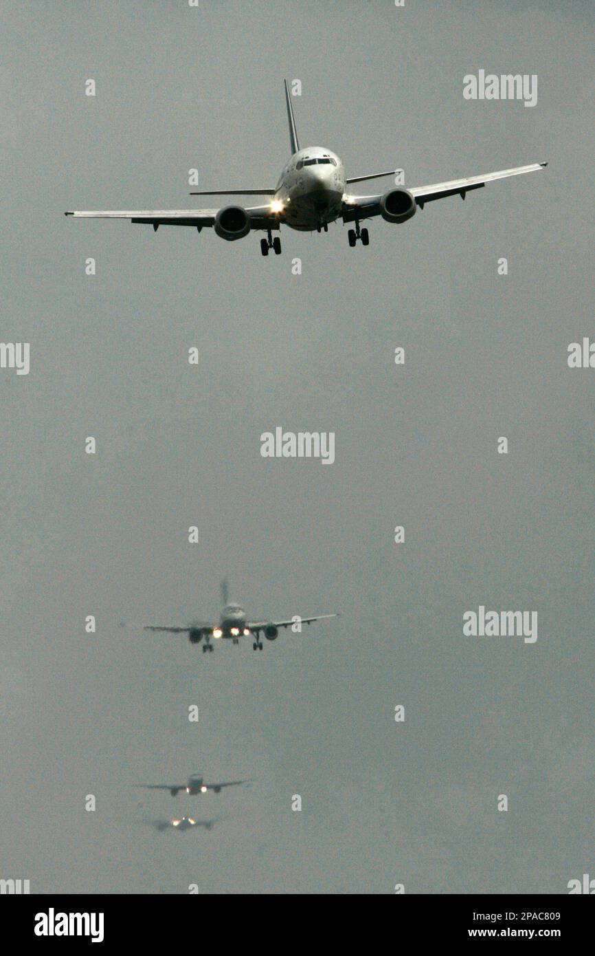 Aircraft queue in stack to land at London's Heathrow Airport, Tuesday ...