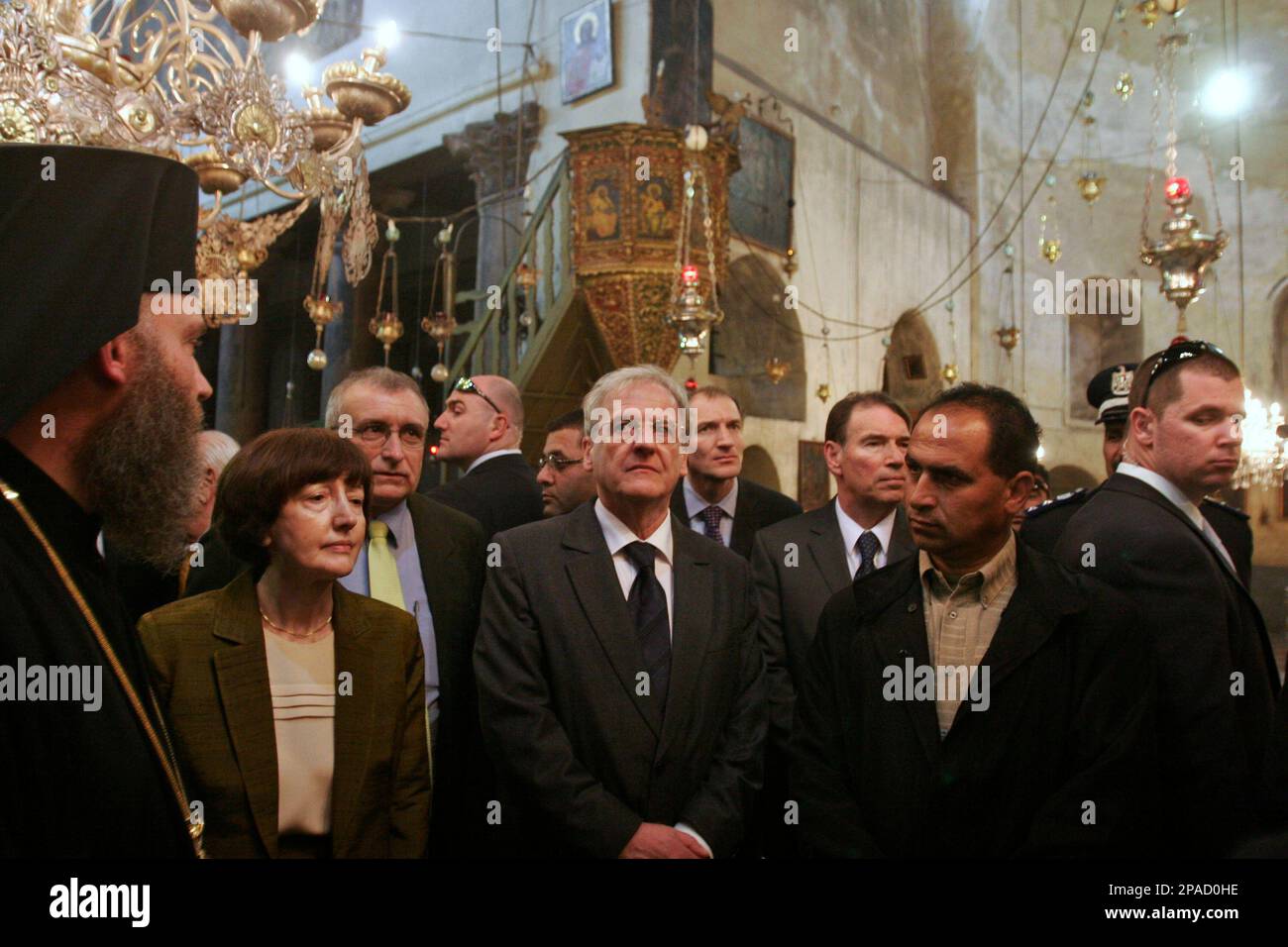 Hungarian President Laszlo Solyom, center, and his wife Erzsebet Solyom ...