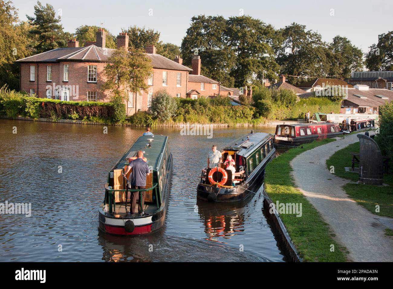 Ellesmere canal hi-res stock photography and images - Alamy