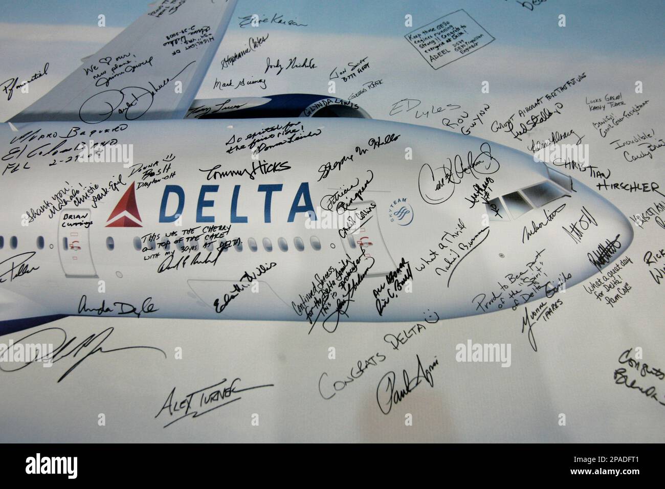 The signatures of Delta Air Lines Inc. employees and other well-wishers ...