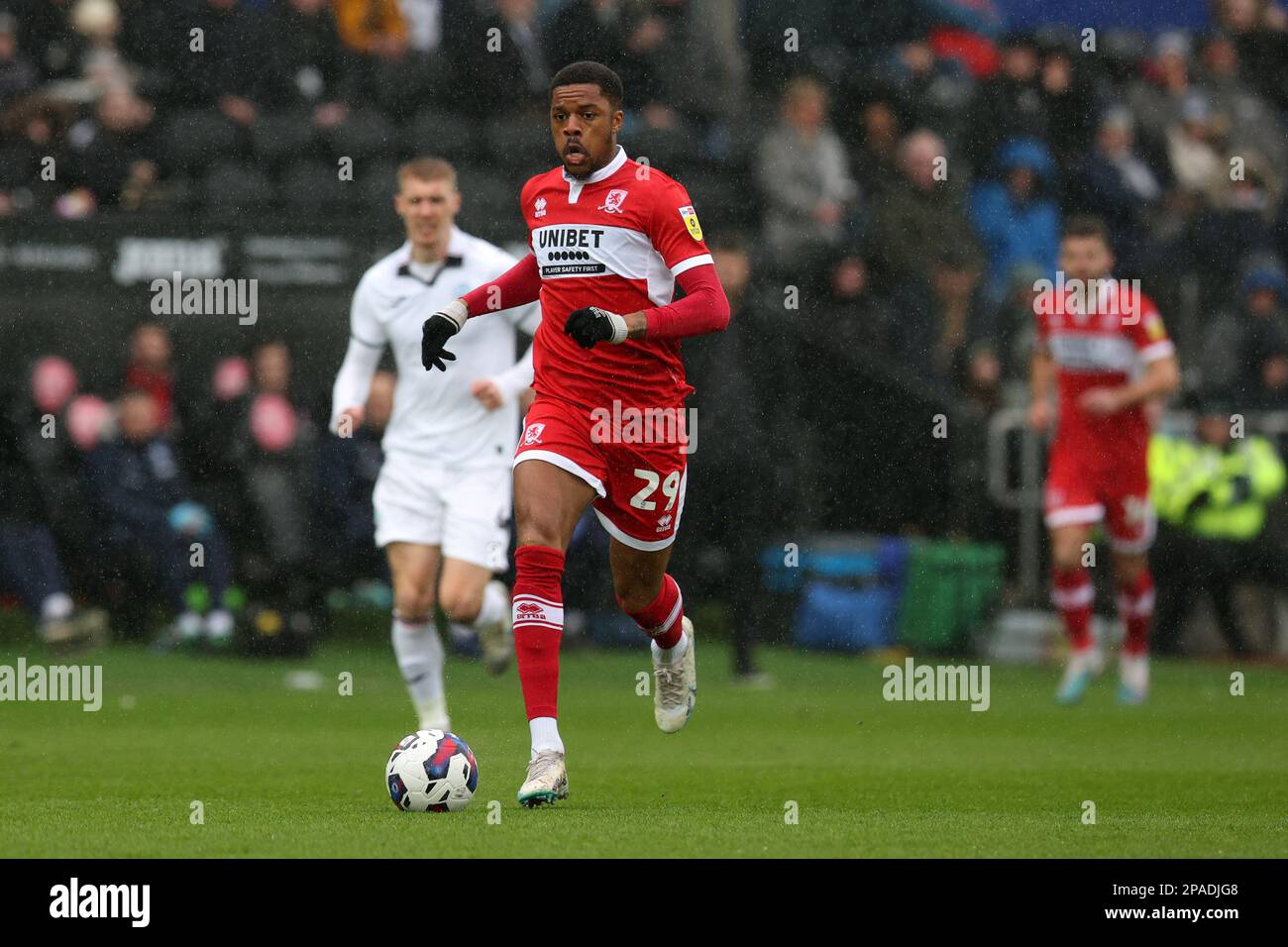 Chuba akpom middlesbrough hi-res stock photography and images - Alamy