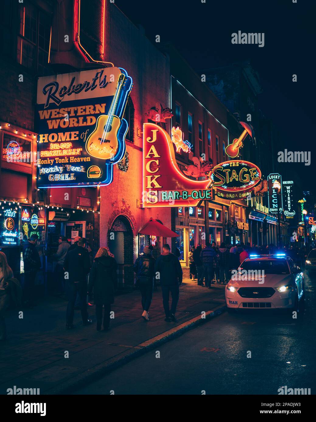 Broadway lights typography hi-res stock photography and images - Alamy