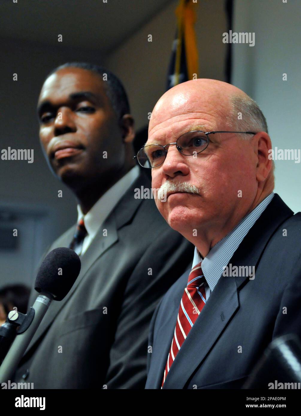 Los Angeles Police Department Police Detective Rick Jackson, right, and ...