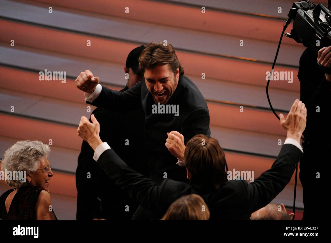 Actor Javier Bardem reacts to Josh Brolan as "No Country For Old Men ...