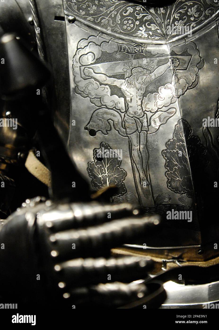 This detail photograph shows a chest plate of field armor from 1540 ...