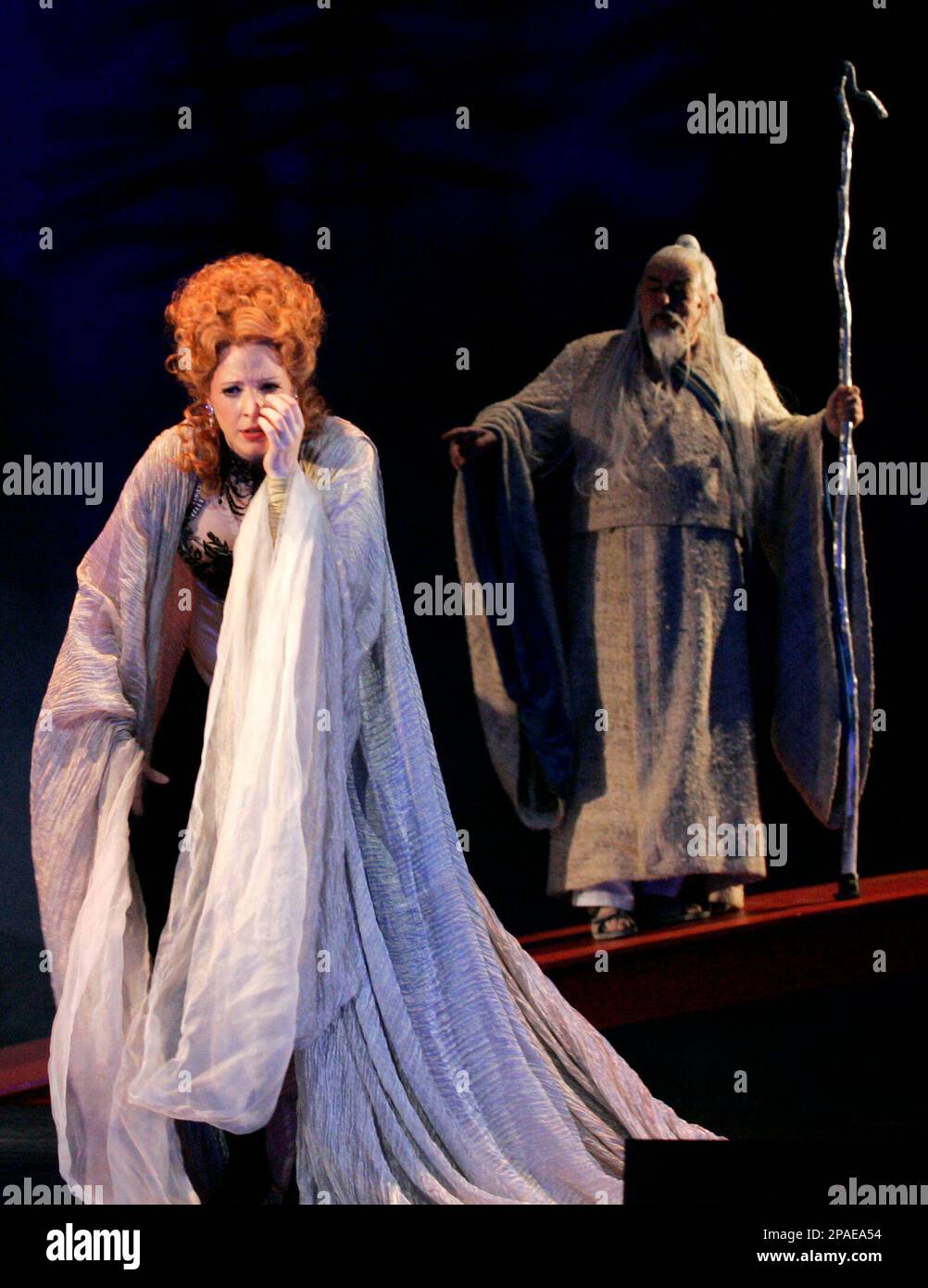 Ursula Pfitzner in der Rolle der Lisa und Heinrich Schweiger als ...