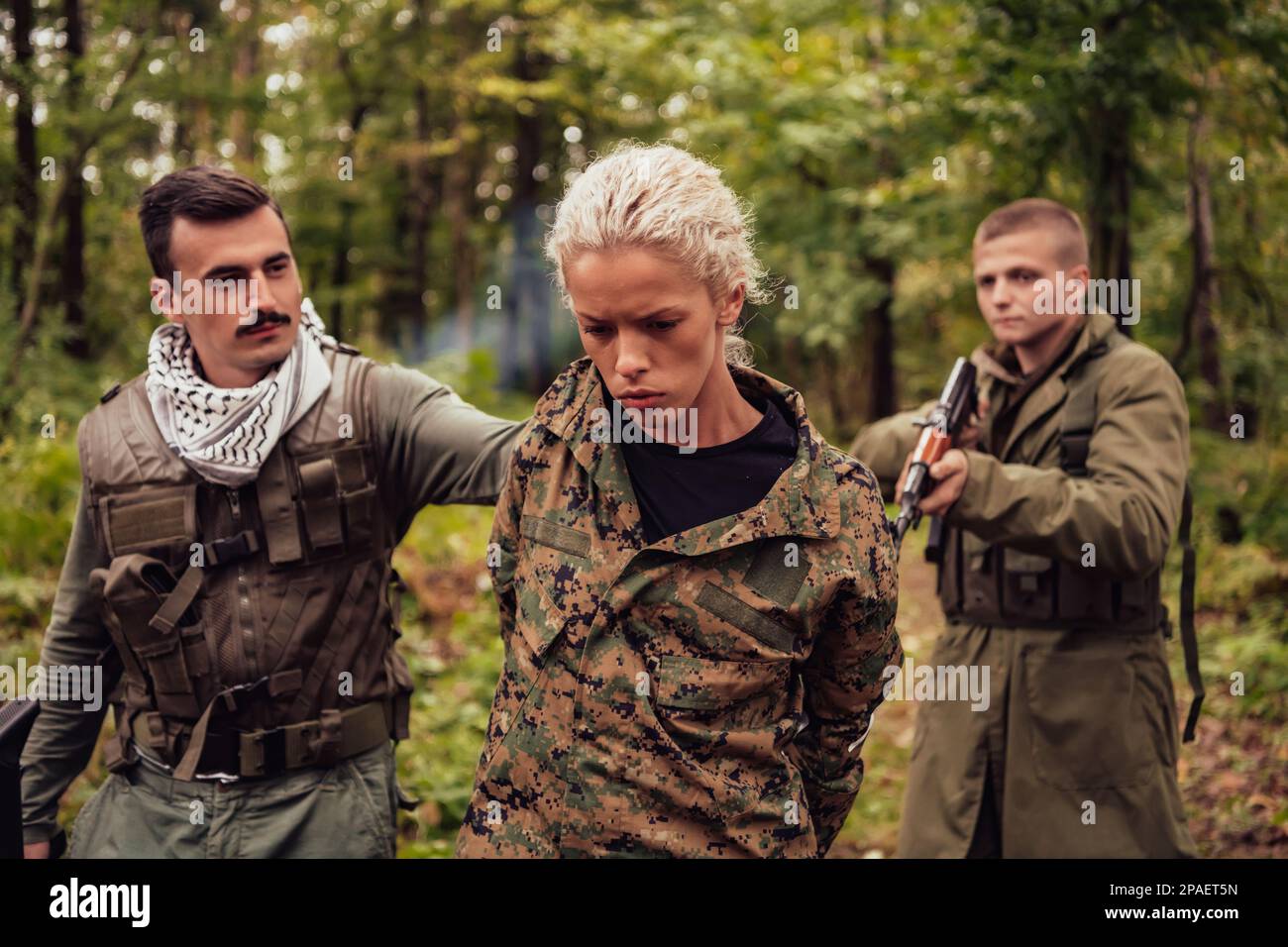 Terrorists was capture alive woman soldier and interrogation her on ...