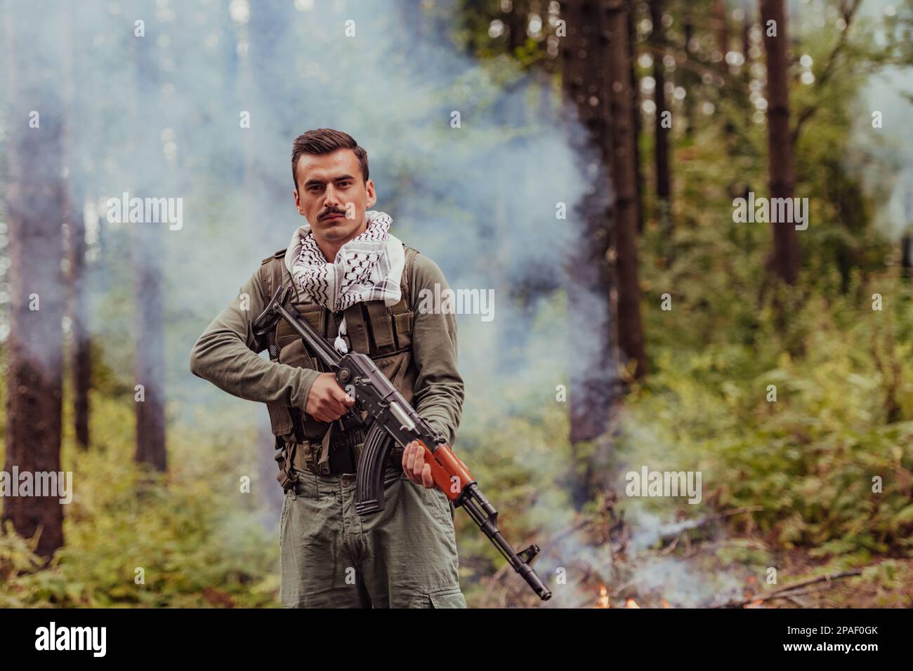 Taliban fighter portrait hi-res stock photography and images - Alamy