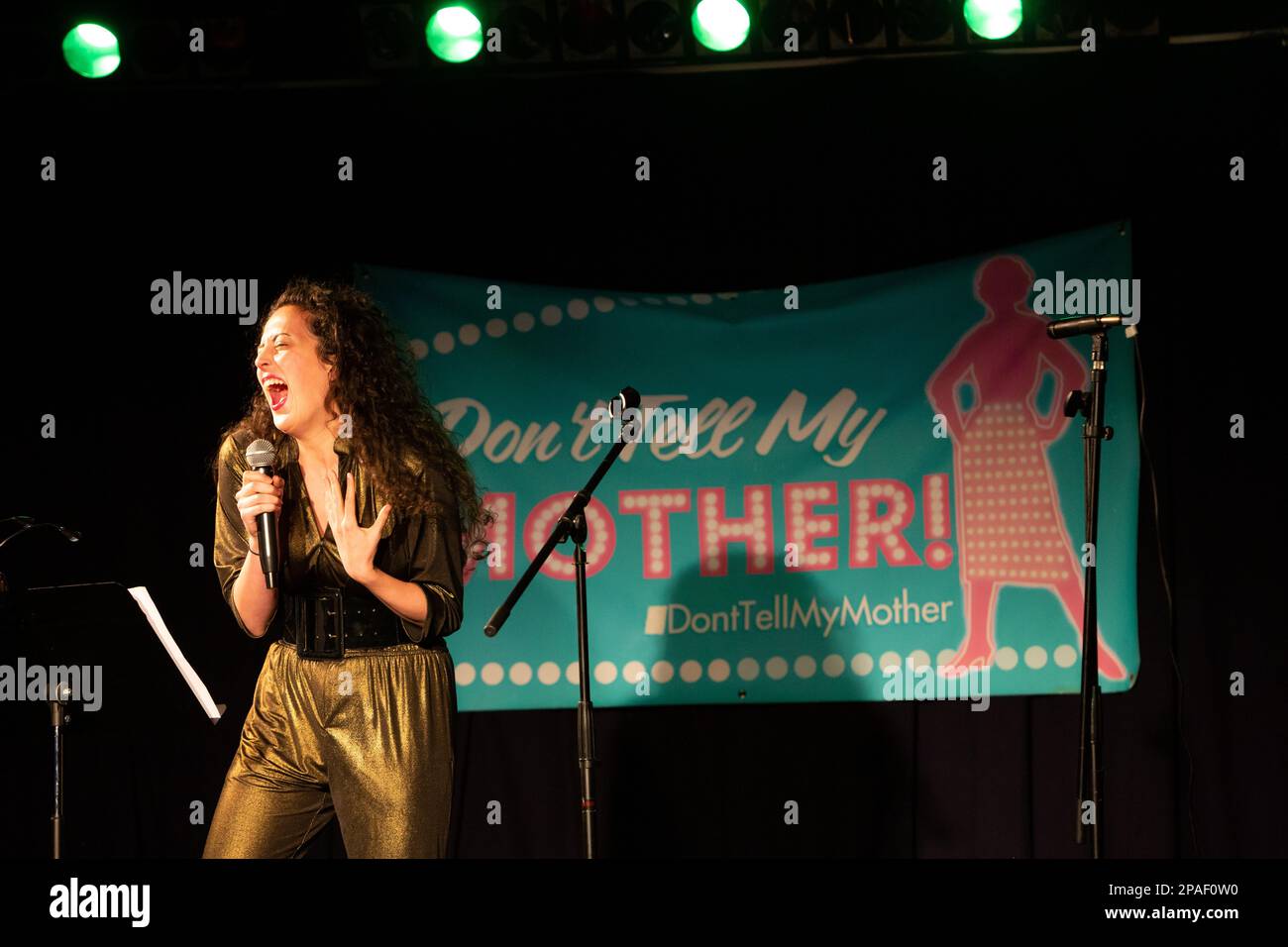 Hannah Friedman performing onstage Stock Photo - Alamy