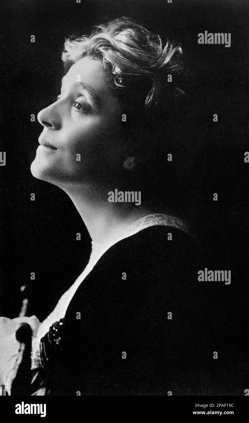 The celebrated ELEONORA DUSE ( 1858 - 1924 ). Duse are the most famous ...