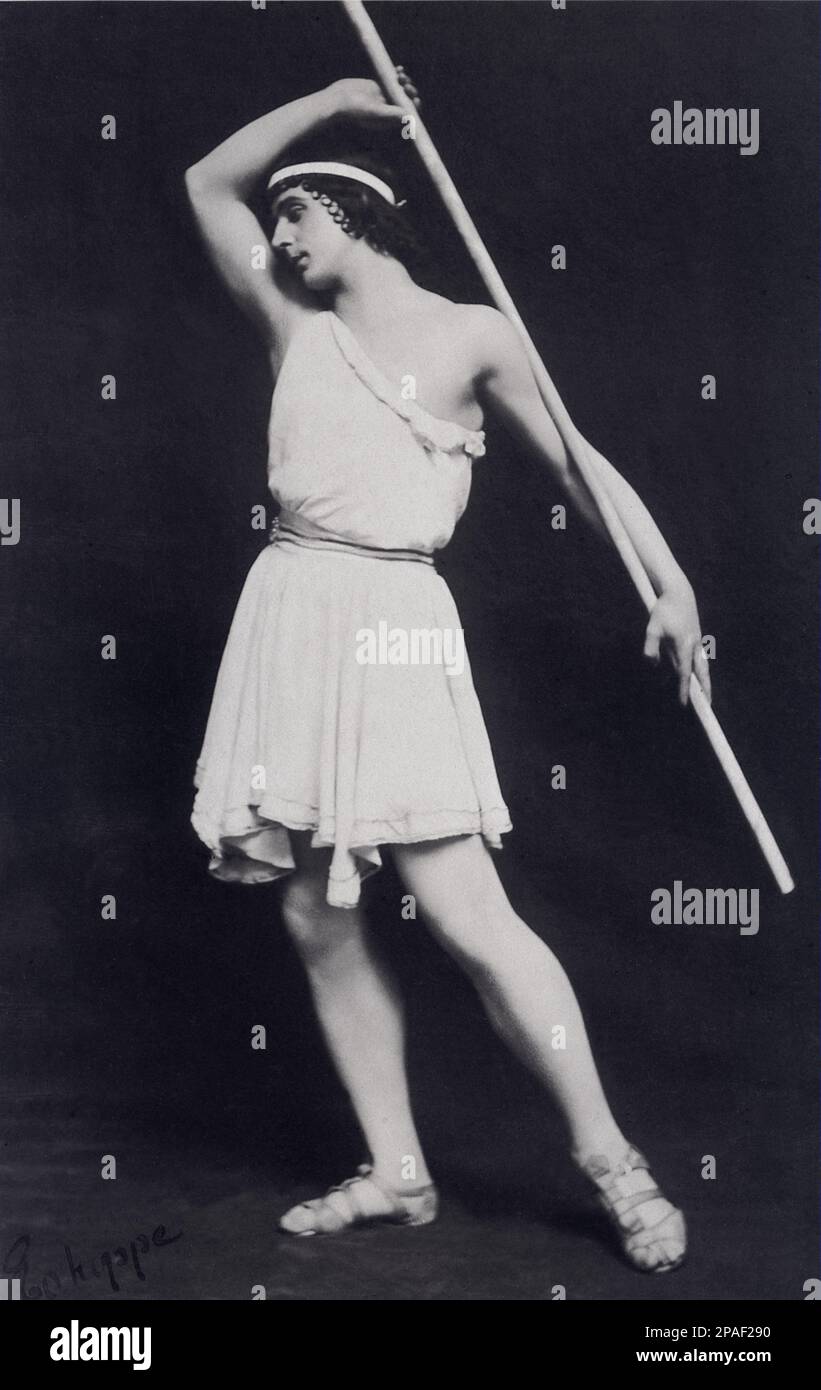 Vaslav nijinsky portrait hi-res stock photography and images - Alamy