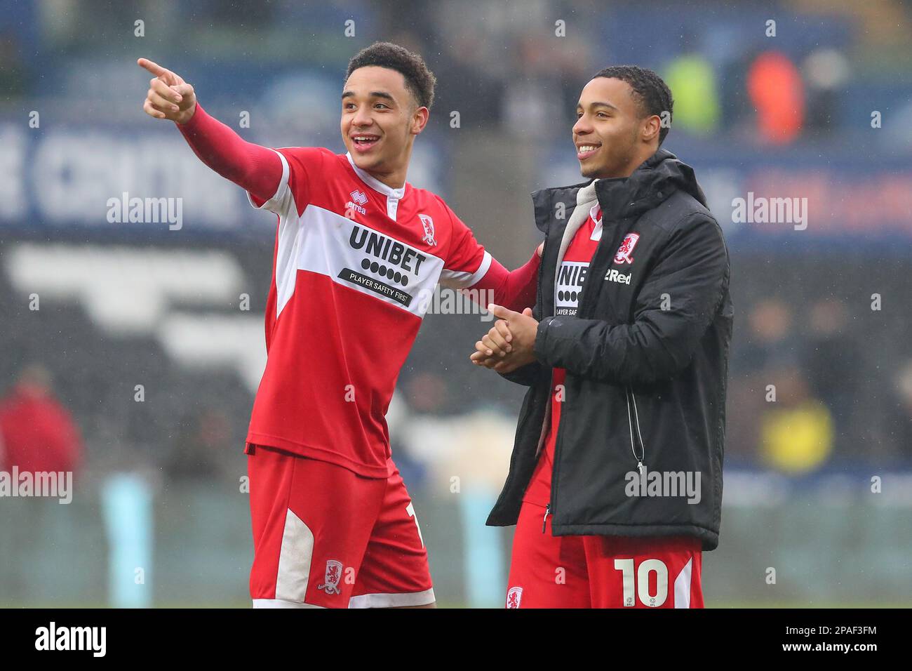 Cameron archer aaron ramsey hi-res stock photography and images - Alamy