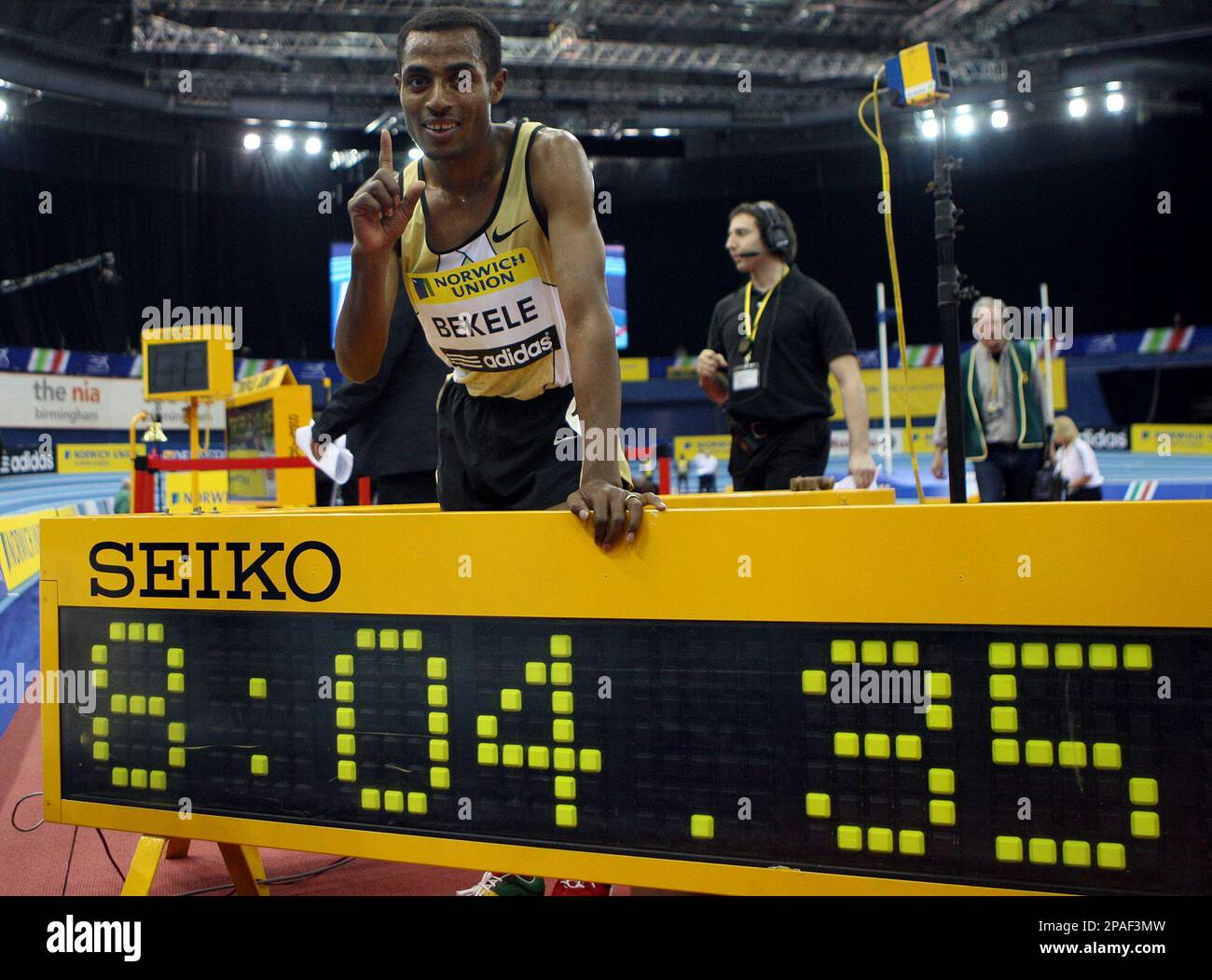 Ethiopian runner, Kenenisa Bekele, poses for photographers after ...