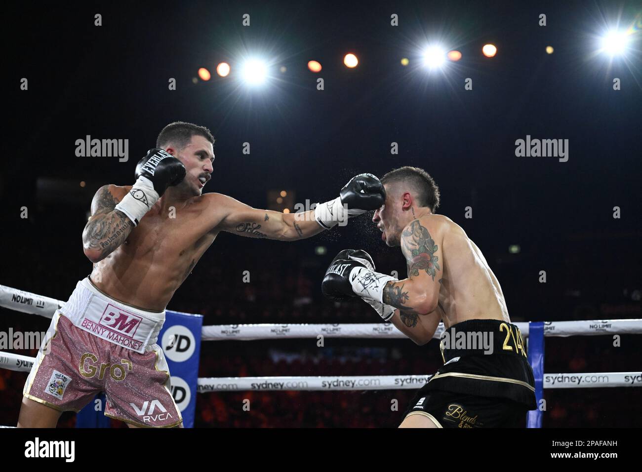Koen Mazoudier (right) and Ben Mahoney in action during the undercard ...