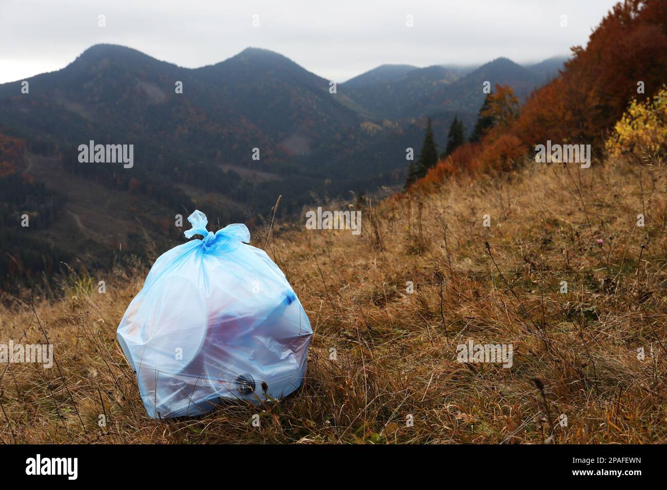 Garbage bag mountain hi-res stock photography and images - Alamy