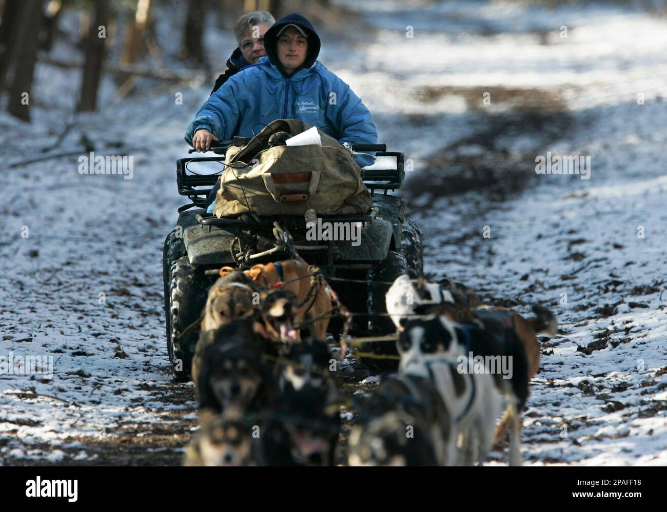 ** ADVANCE FOR WEEKEND, FEB. 16-18 ** Kim Darst, front, with her helper ...