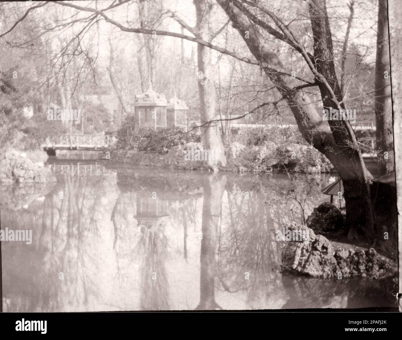 1914 , march , Milano , ITALY : The Via Palestro Gardens - GIARDINO ...