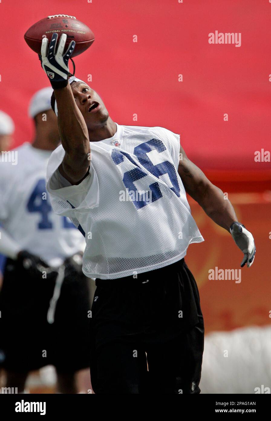 Dallas Cowboys free safety Ken Hamlin (26), of the NFC team, catches a ...