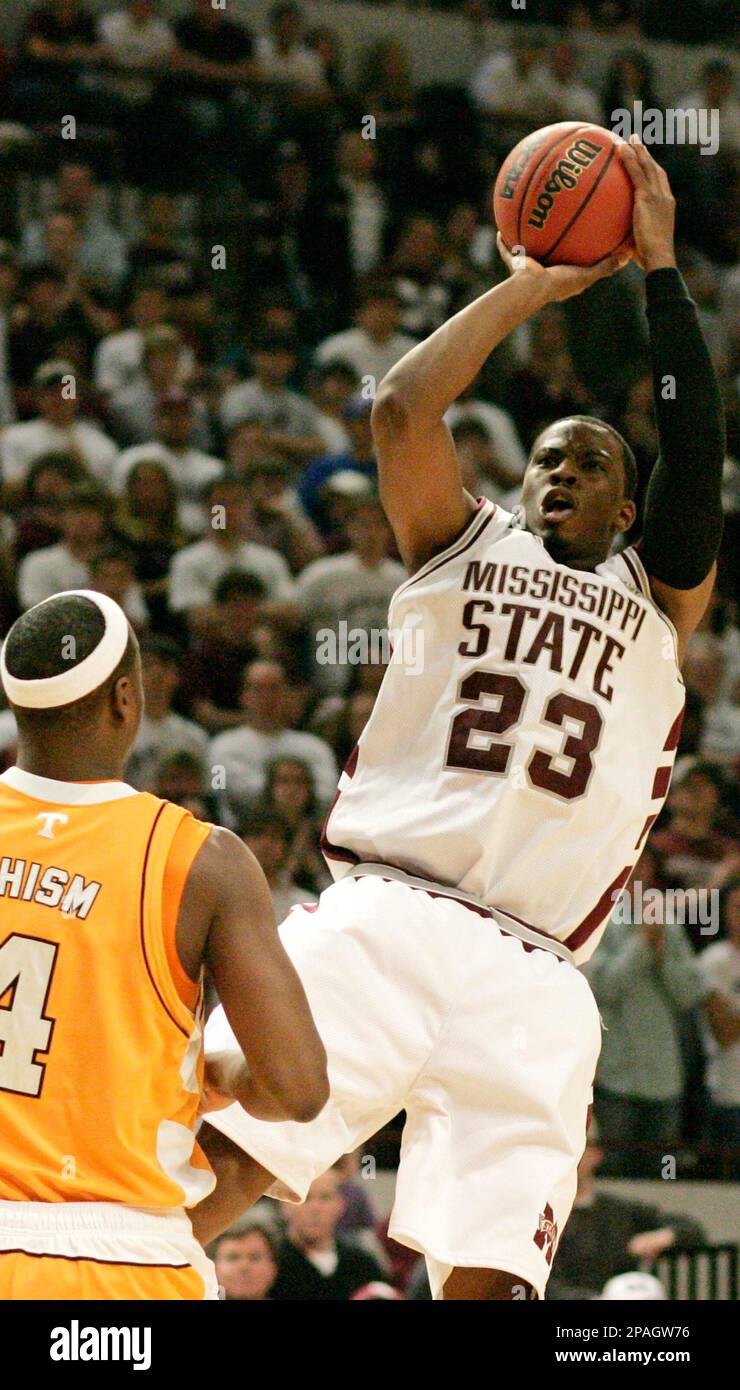 Mississippi State forward Charles Rhodes (23) shoot a first half basket ...