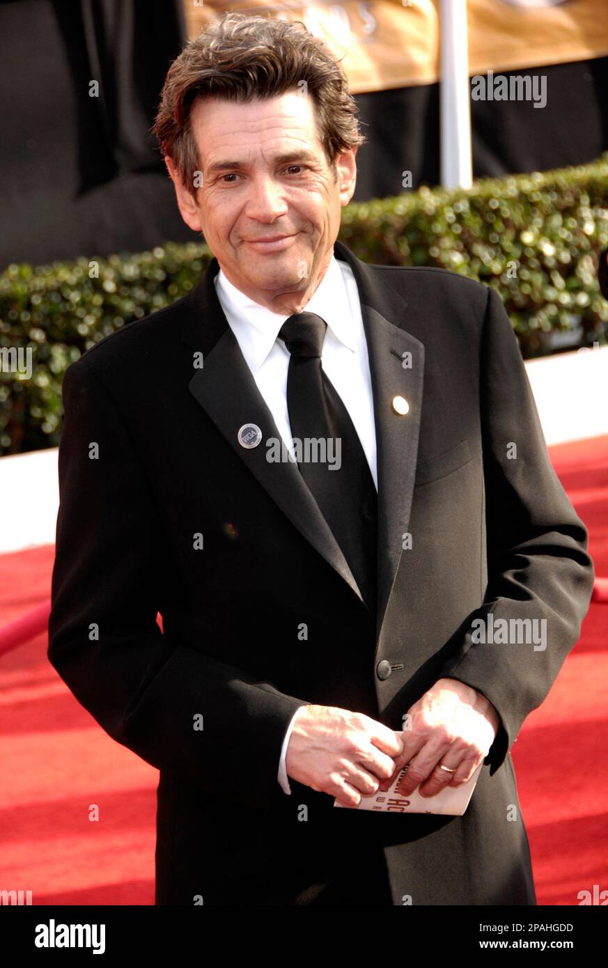 Screen Actors Guild President Alan Rosenberg arrives for the 14th ...