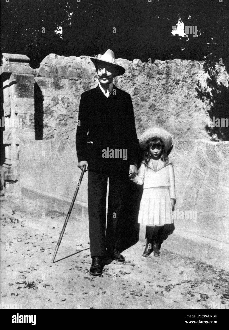 The italian dialect poet TRILUSSA ( born Carlo Alberto Salustri , Rome ...