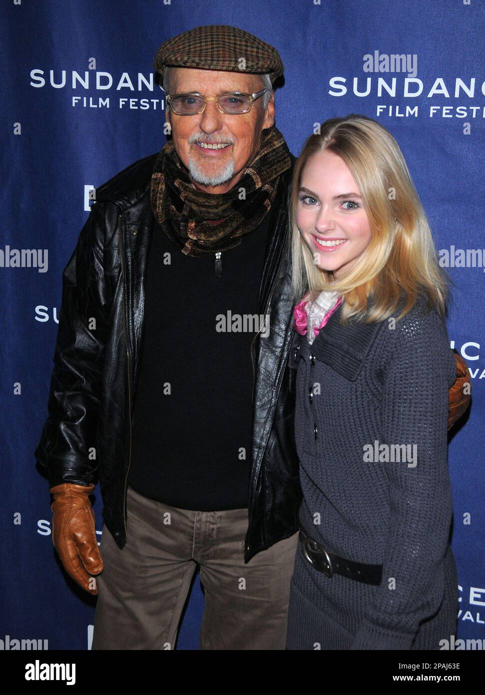 Actors Dennis Hopper and AnnaSophia Robb arrive at the premiere of ...