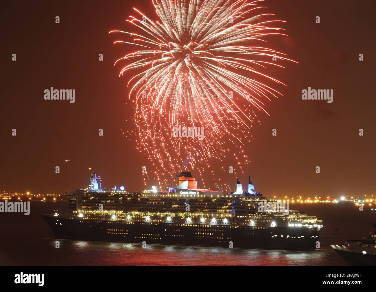 ** FOR IMMEDIATE RELEASE ** ** FILE ** Fireworks explode in the skies ...