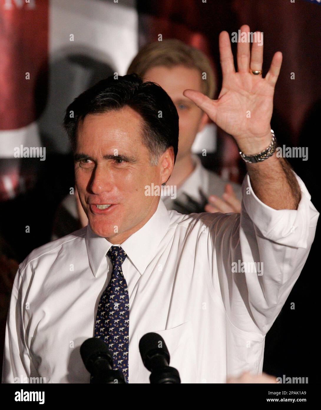Republican presidential hopeful, former Massachusetts Gov. Mitt Romney ...