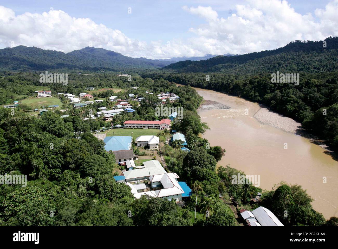 ** TO GO WITH STORY SLUGGED MALASIA DEFORESTACION ** This bird's-eye ...