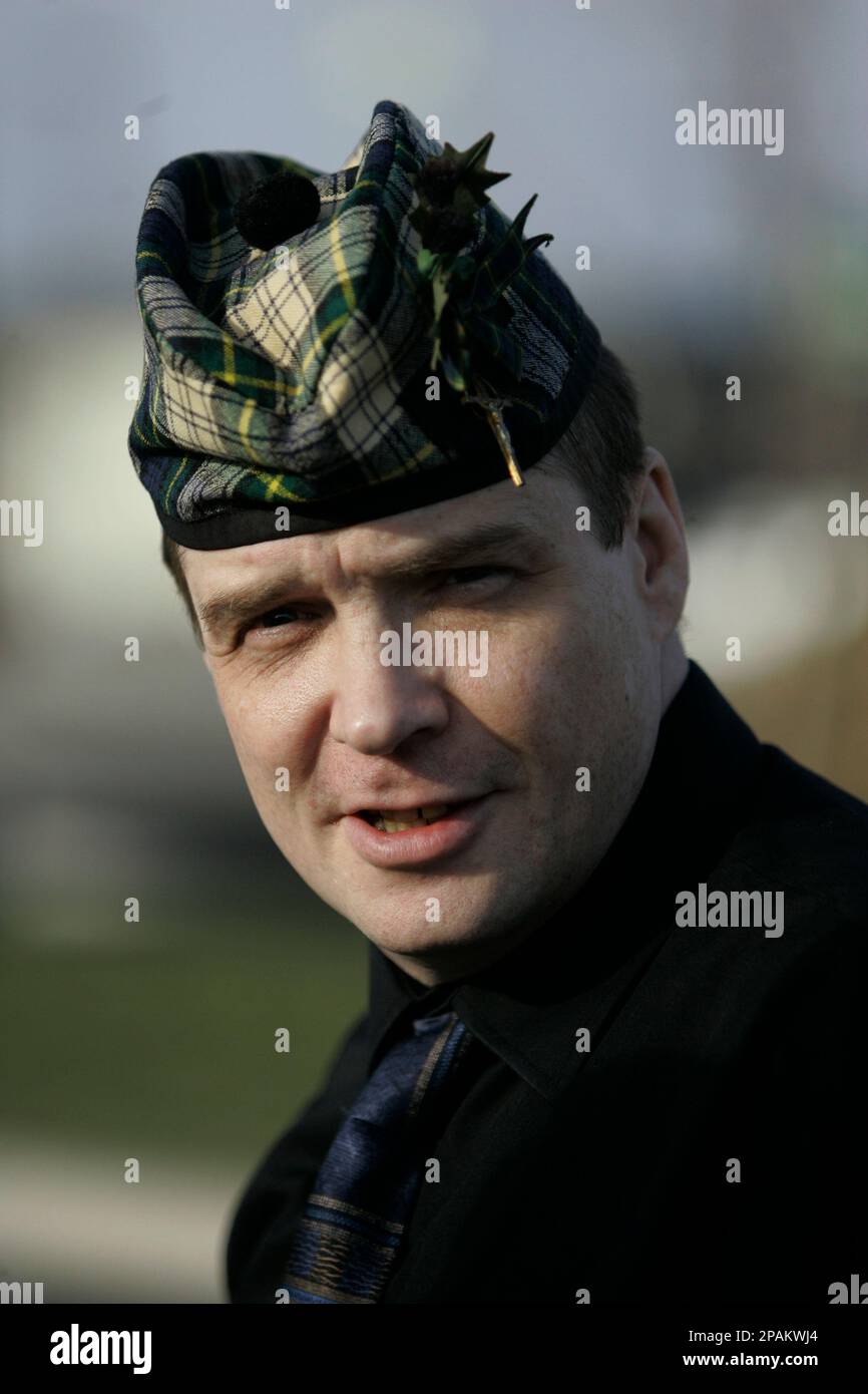 Kenneth Richey, right, a U.S.-British citizen who was on Ohio's death ...