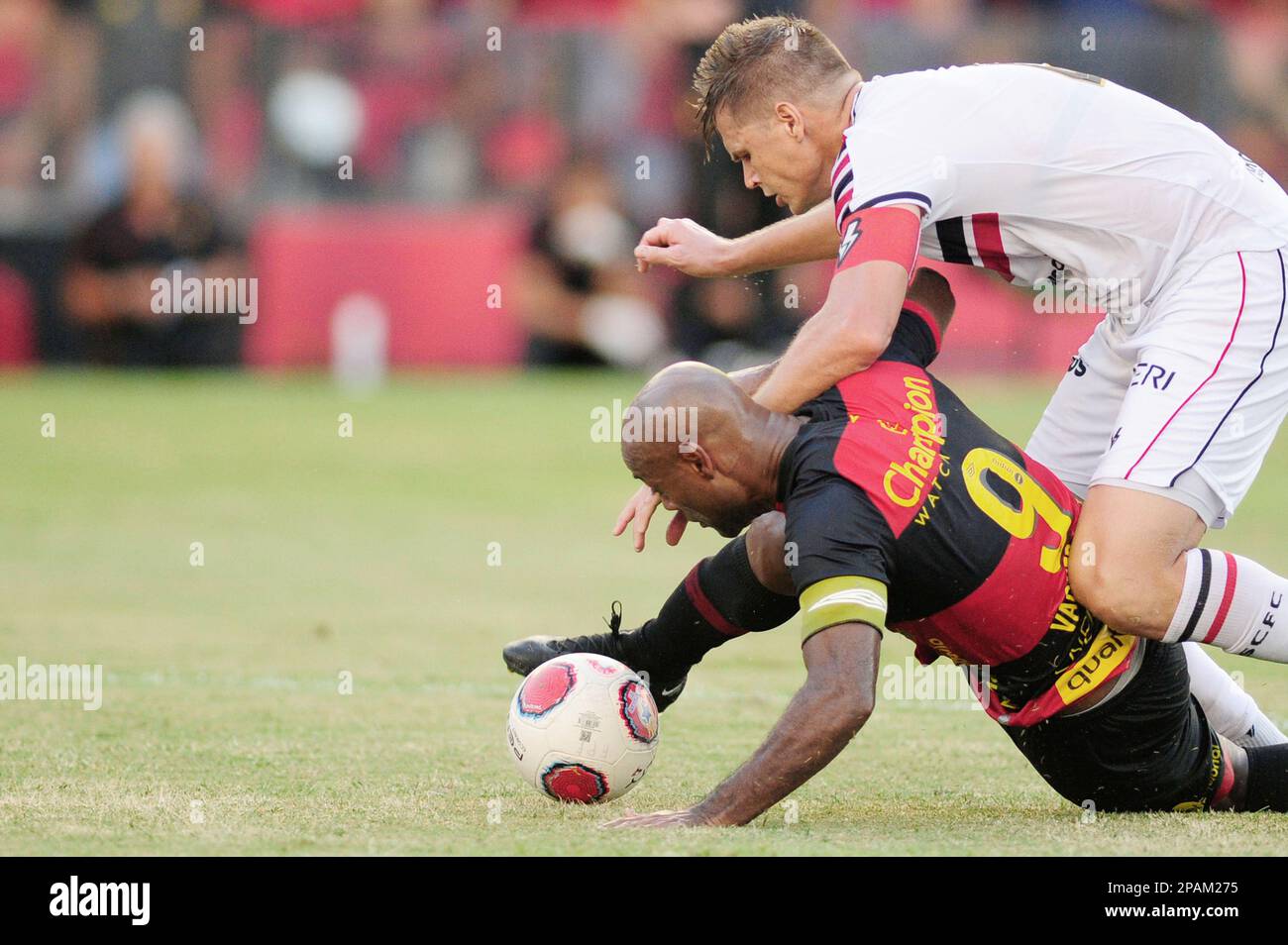 Recife, Brazil. 11th Mar, 2023. left) and German defender (Santa Cruz ...