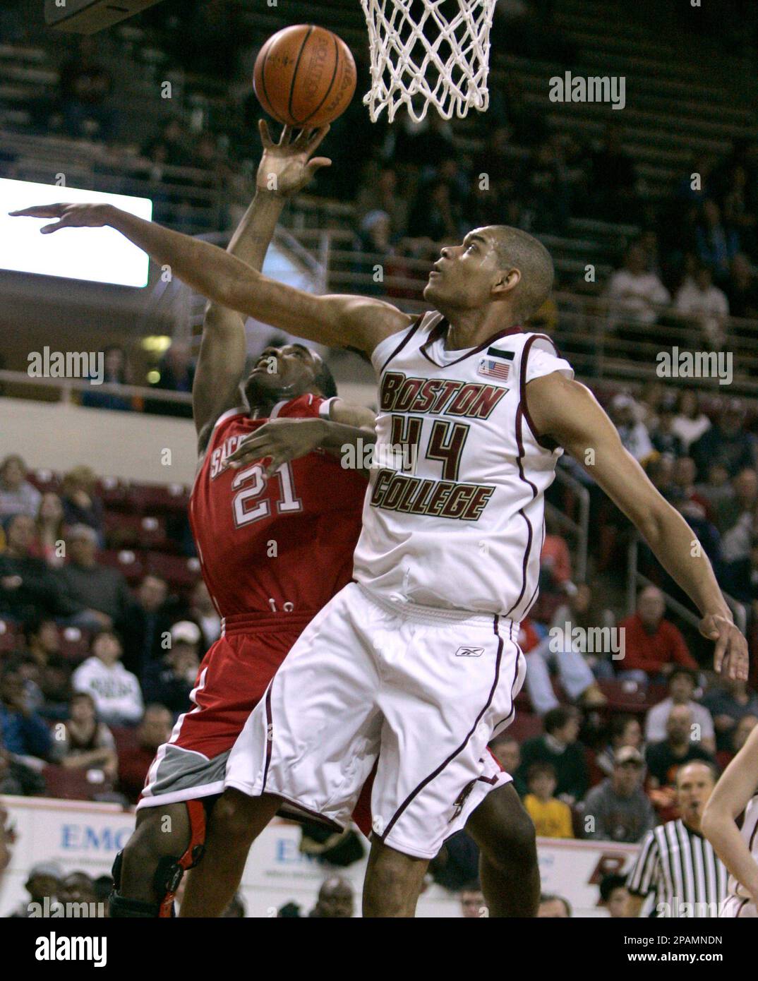 Boston College center Tyrelle Blair (44) tries to block a shot by ...
