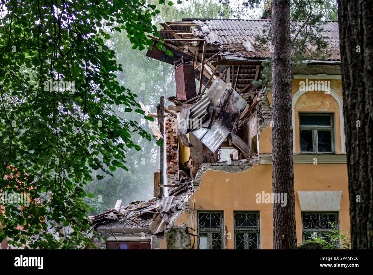 Demolition of the old brick building, remains of the walls Stock Photo ...