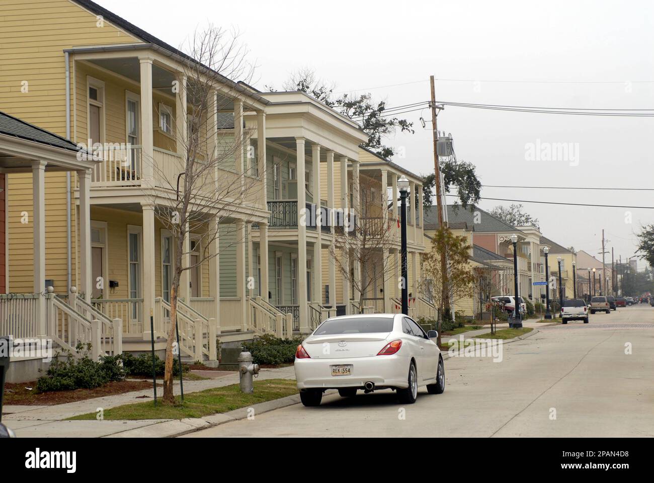 The new River Garden apartments are shown, Friday, Dec. 21, 2007, in ...