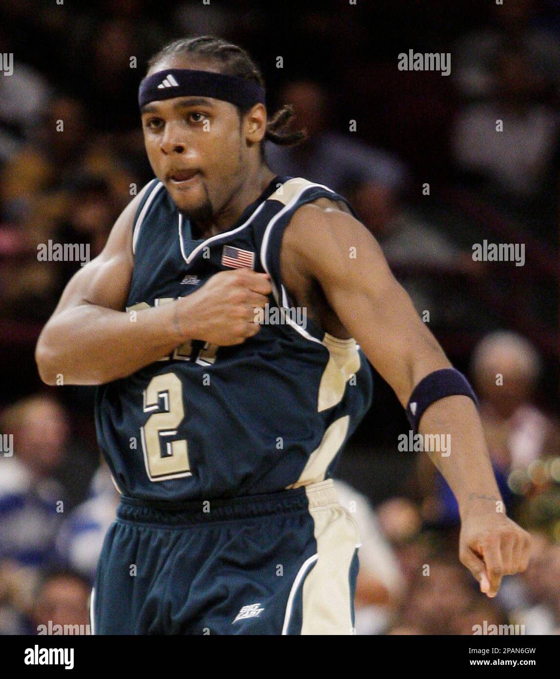 Pittsburgh's Levance Fields pumps his chest after hitting a 3-point ...