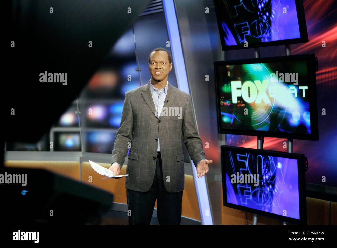 Lee Thomas Turning White