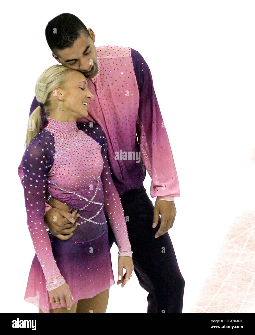Aliona Savchenko Pink