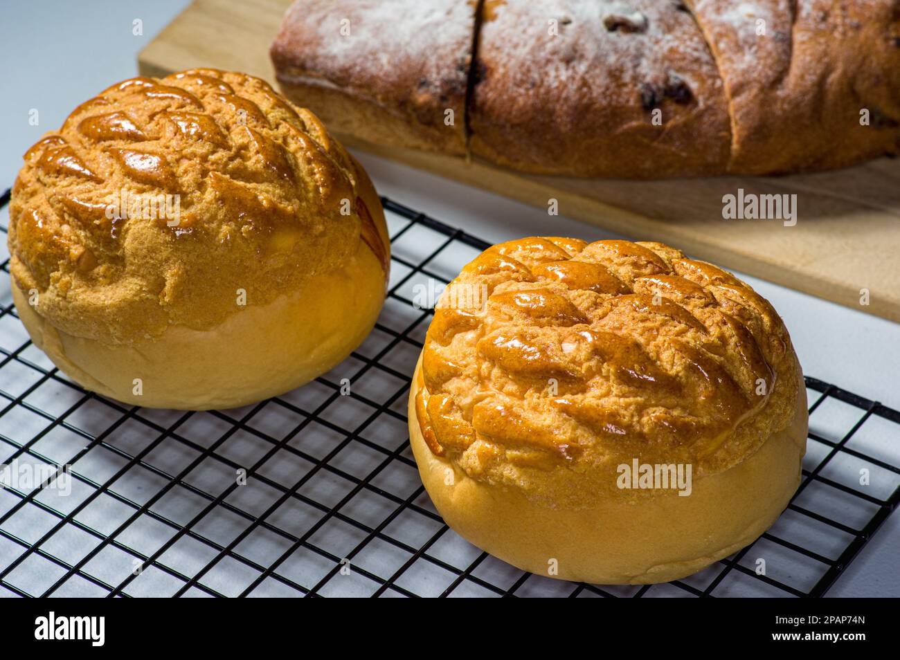 Pineapple bun hi-res stock photography and images - Alamy