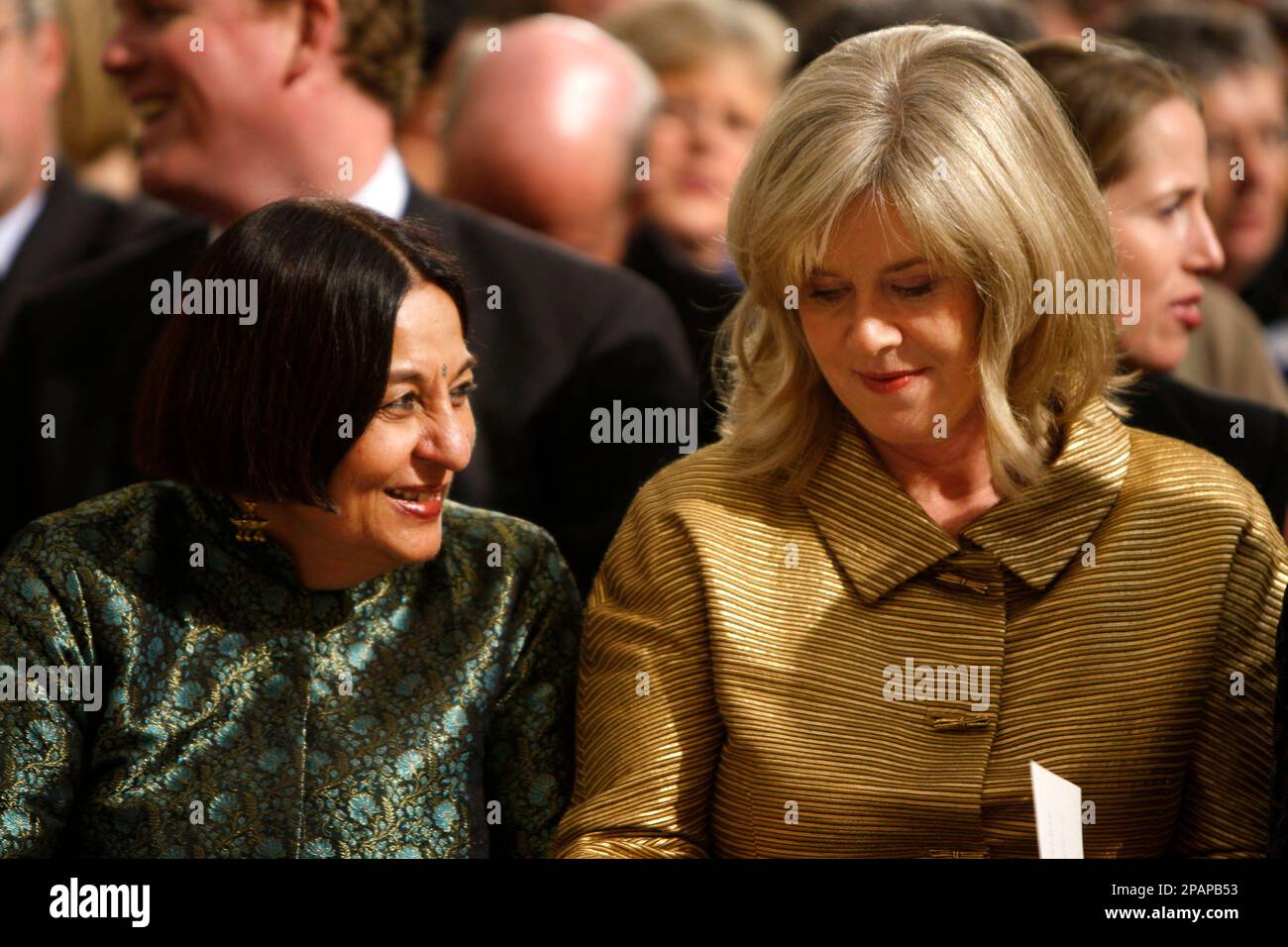 Saroj Pachauri, left, and Tipper Gore, the wives of Nobel Peace Prize ...