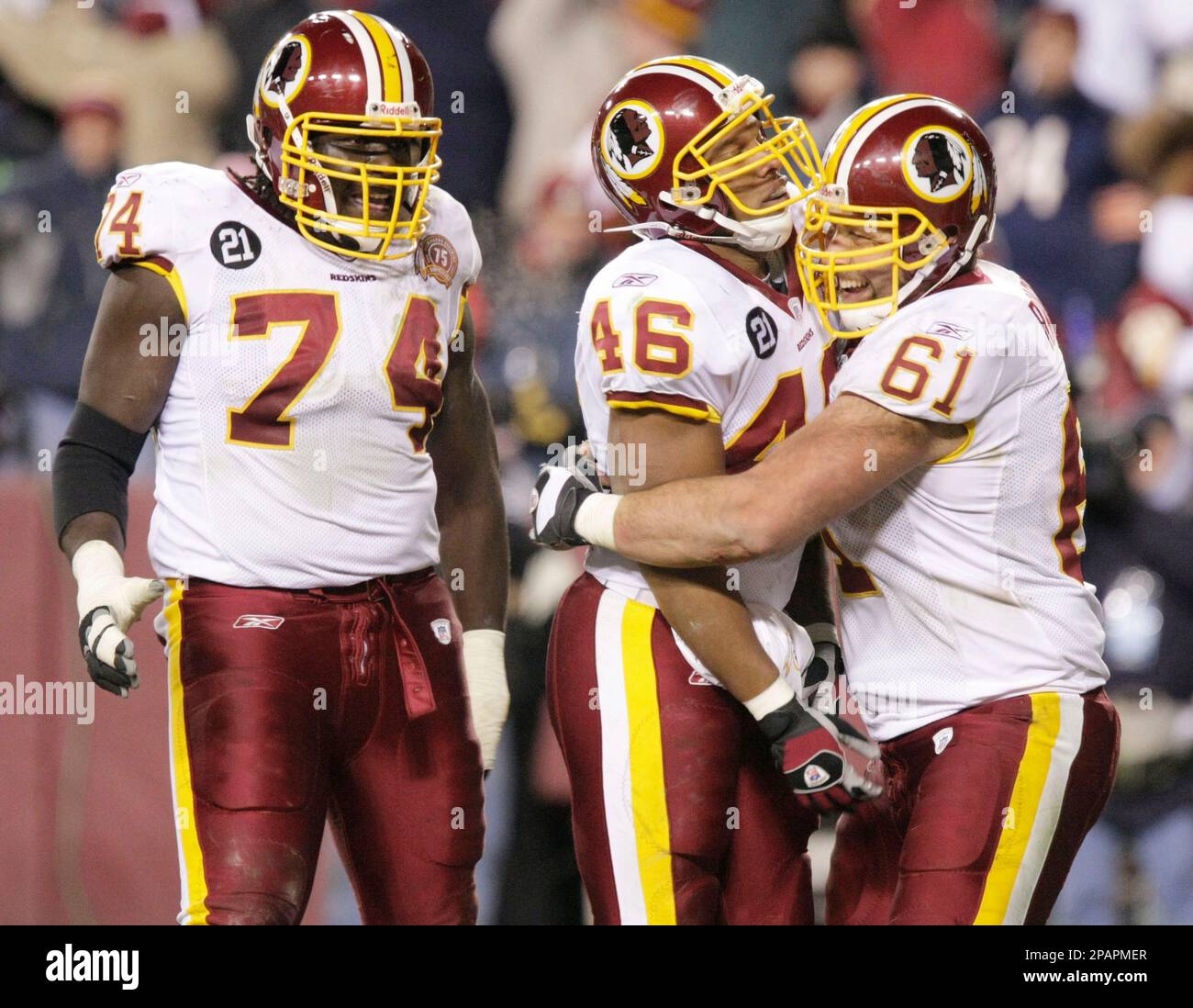 Washington Redskins' Ladell Betts, center, celebrates with his ...