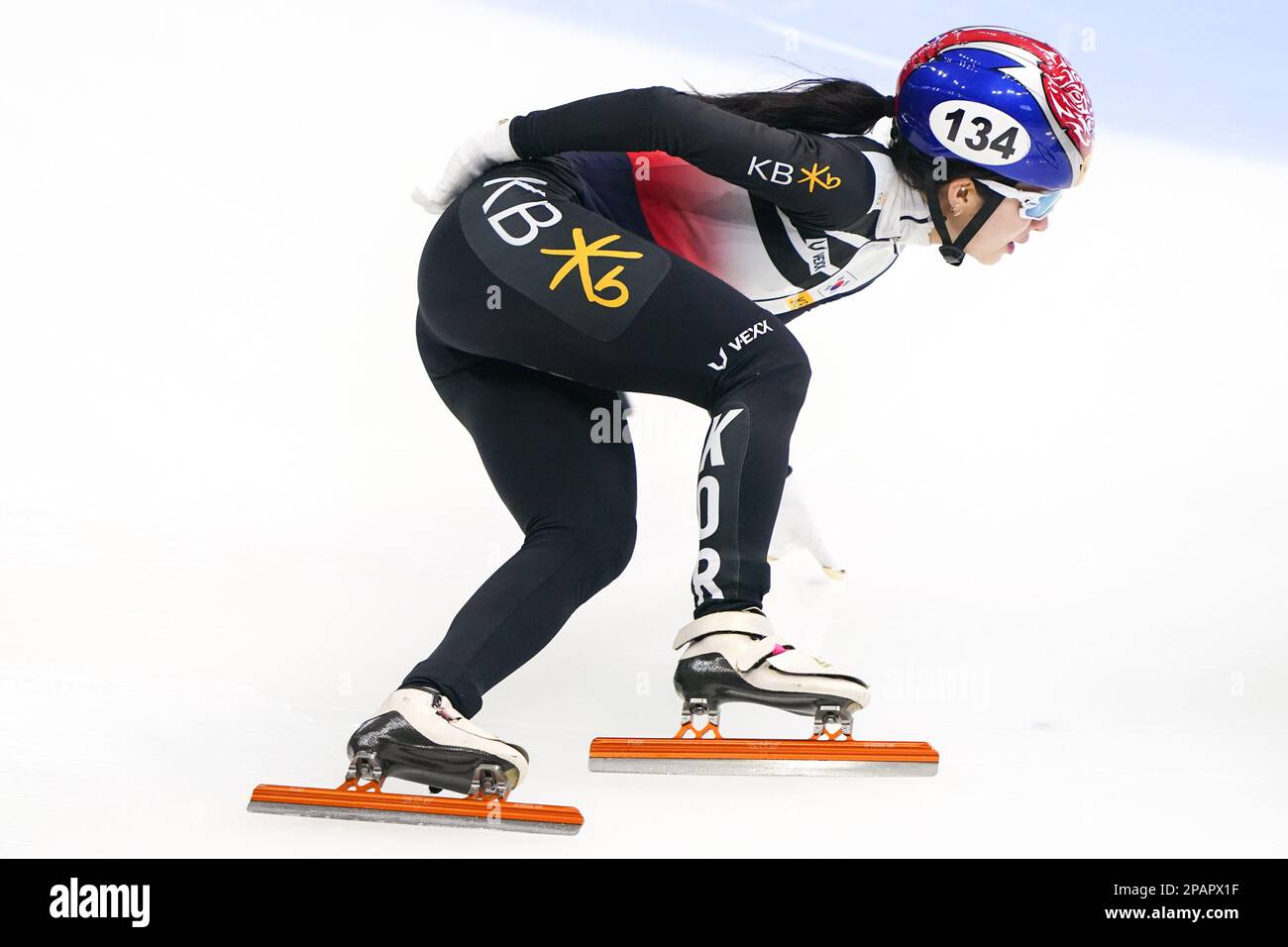 SEOUL, KOREA - MARCH 12: Gilli Kim of Korea competing on the Women's ...