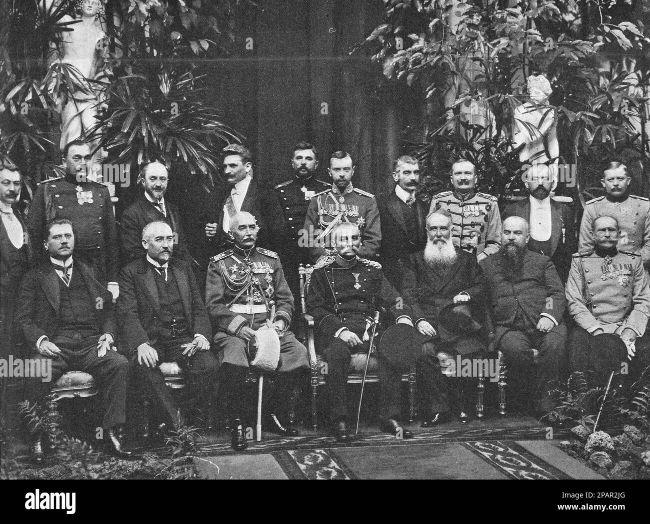 King Peter I of Serbia and his retinue. Photo from 1910 Stock Photo - Alamy