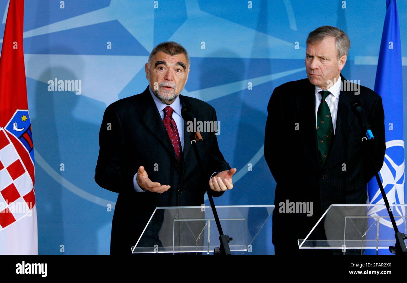 Croatian President Stipe Mesic, left, gestures while speaking during a ...