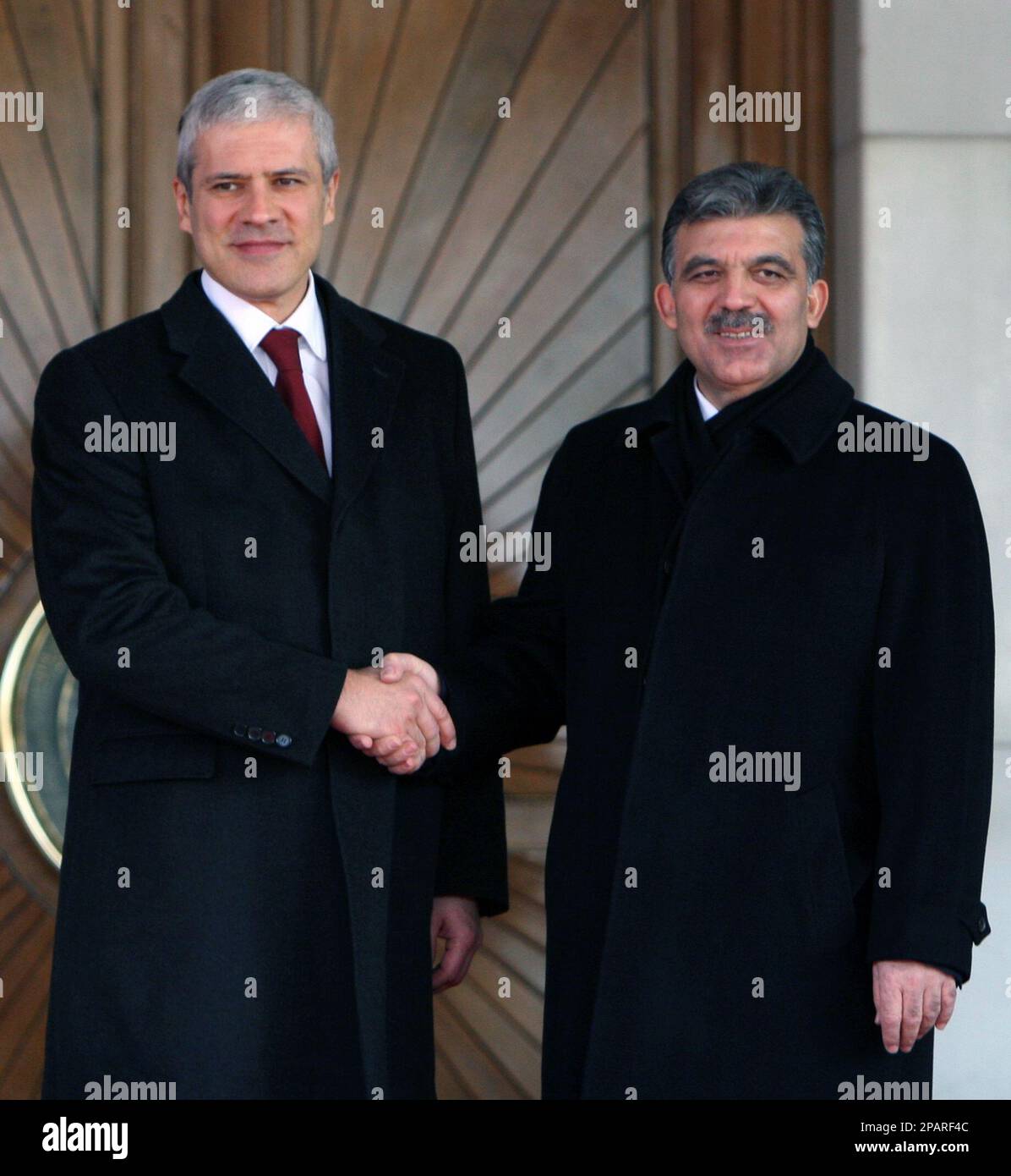 Serbia's President Boris Tadic, left, and his Turkish counterpart ...