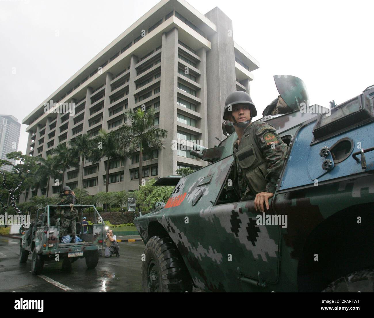 Philippine National Police Special Action Force (SAF) officers arrive ...