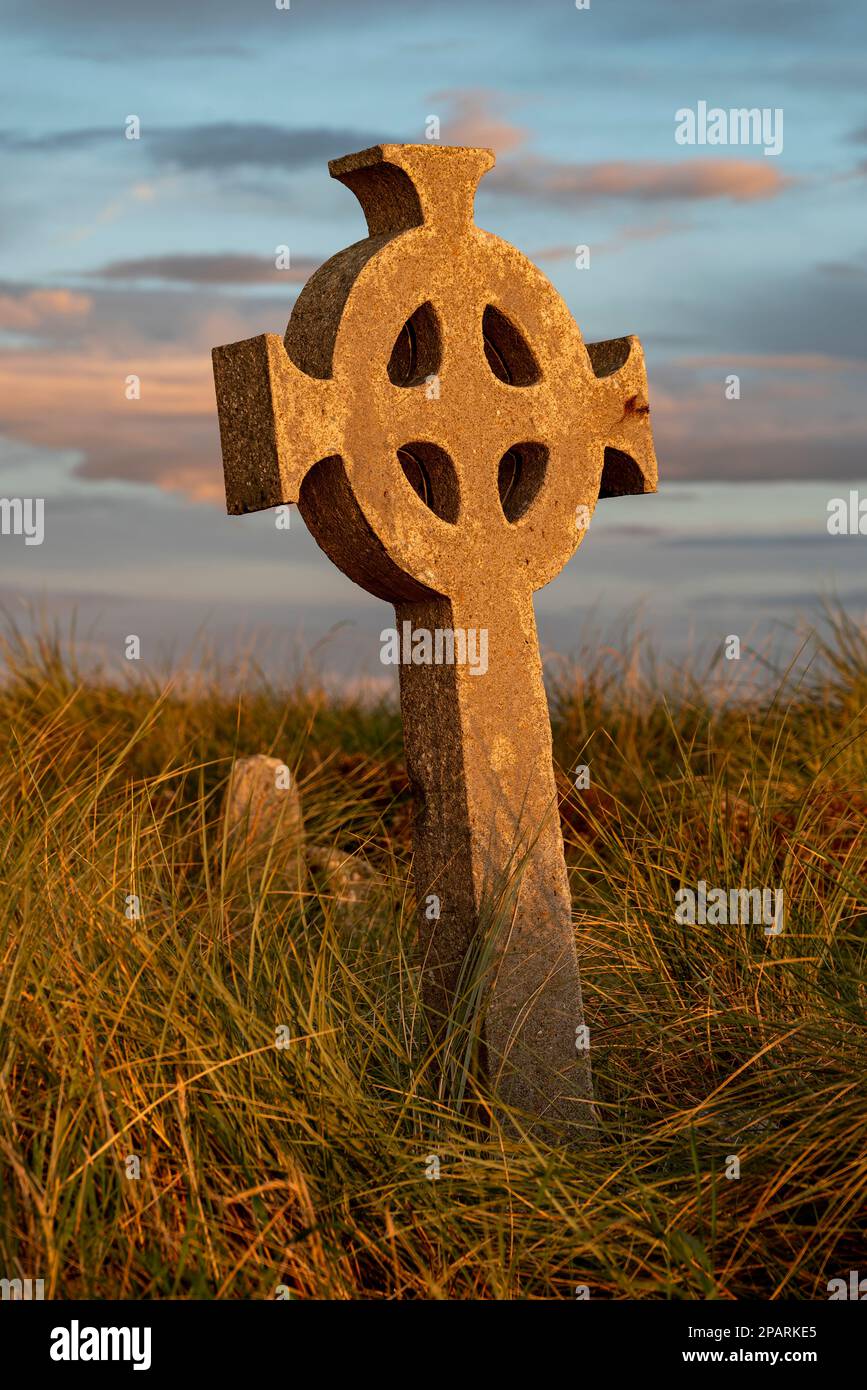 Celtic cross gravestone at Cross Abbey graveyard, Mullet Peninsula ...