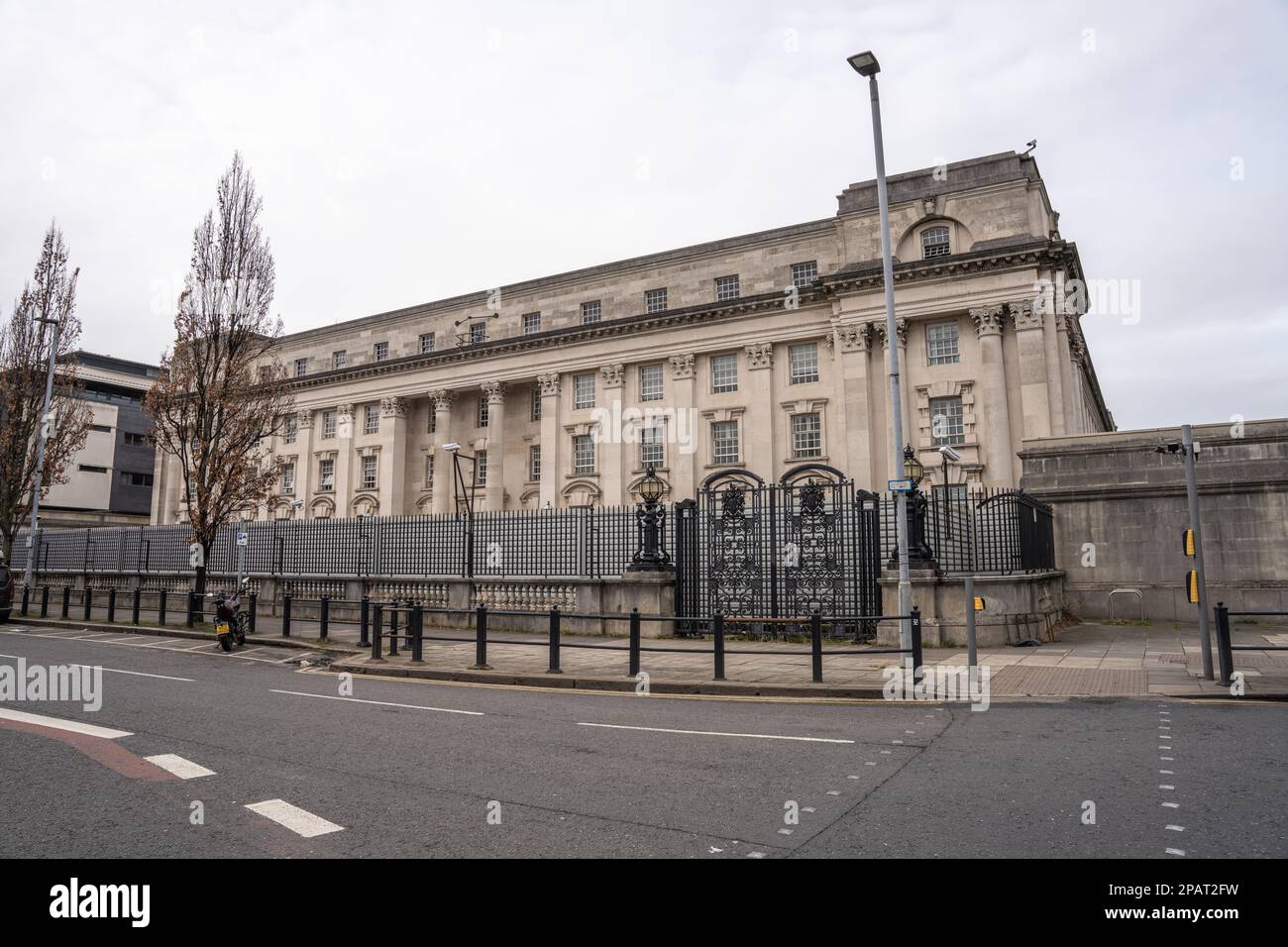 Laganside courthouse belfast hi-res stock photography and images - Alamy