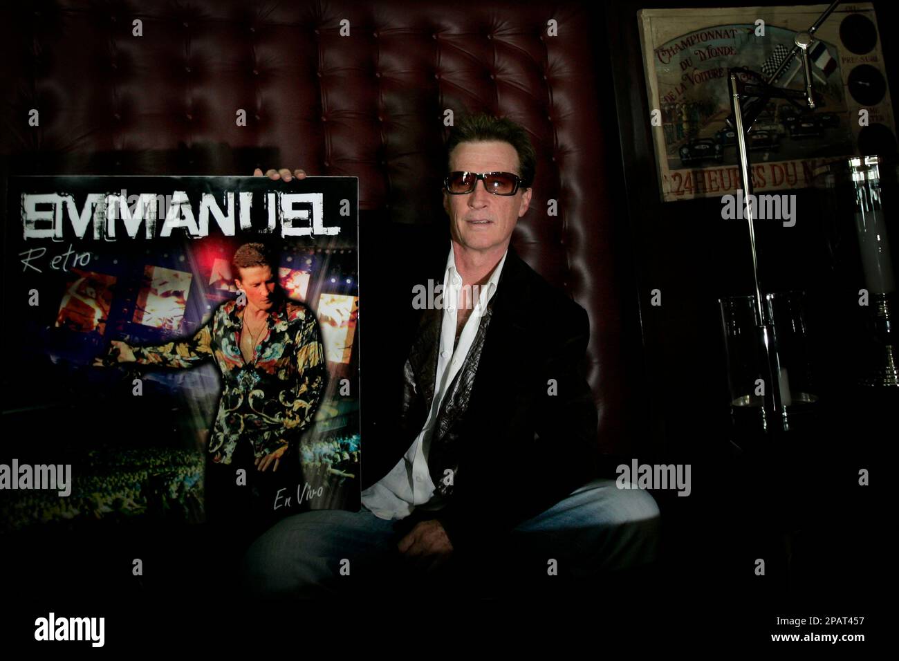 Mexican singer Emmanuel poses for photographers before a news ...