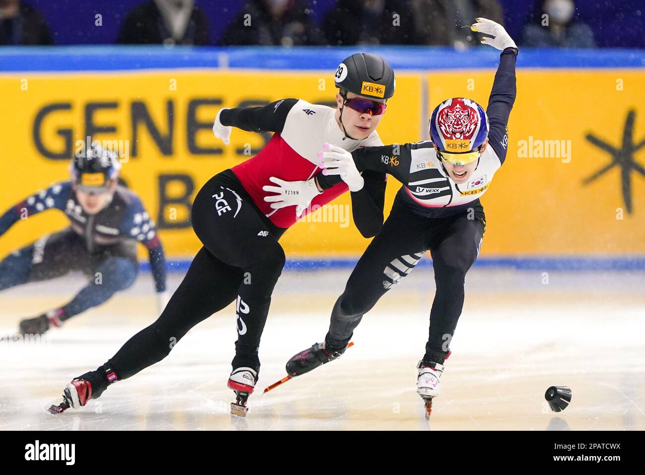 SEOUL, KOREA - MARCH 12: Michal Niewinski of Poland and Kyunghwan Hong ...